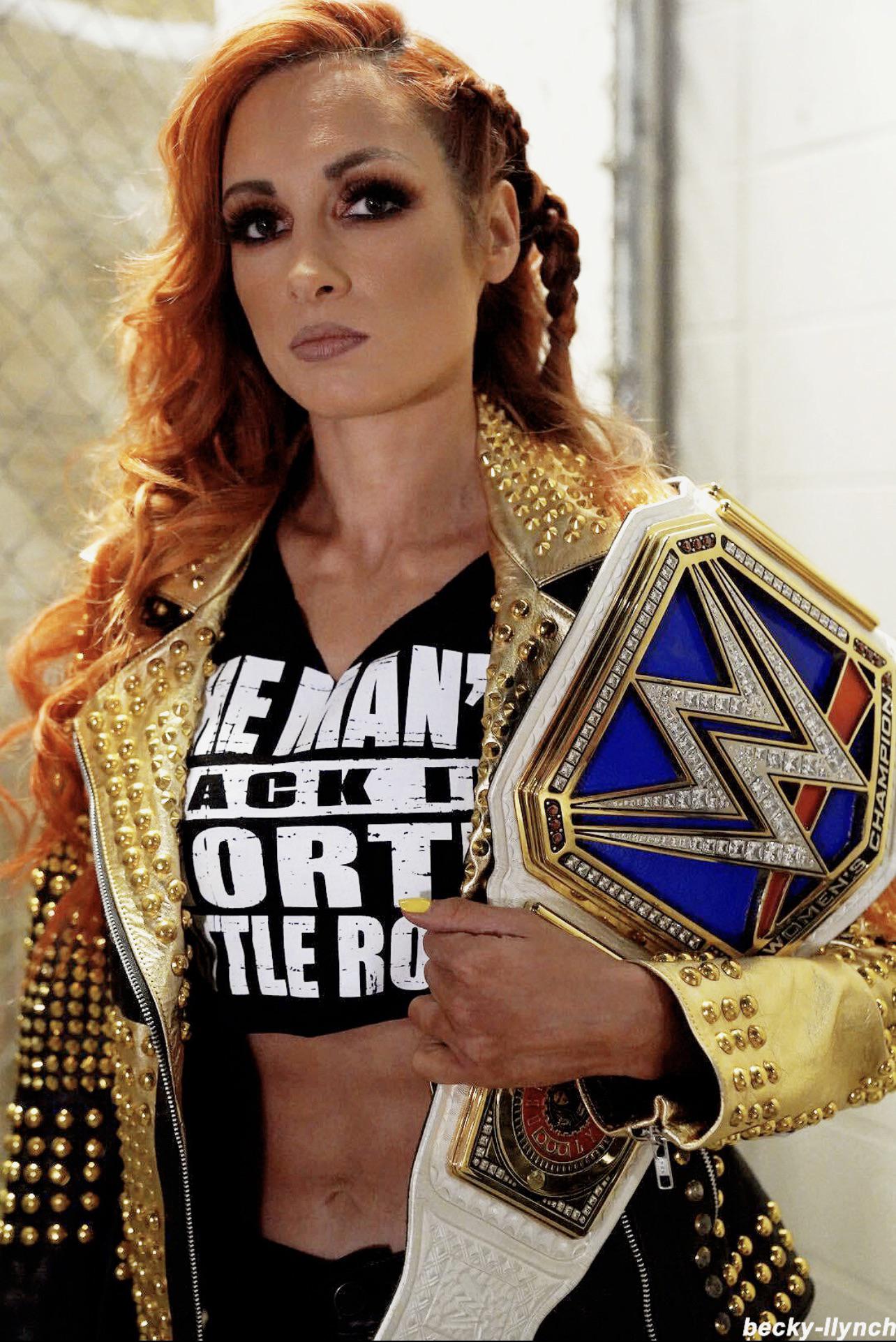 Anyone want to help me cum over Becky lynch | Scrolller