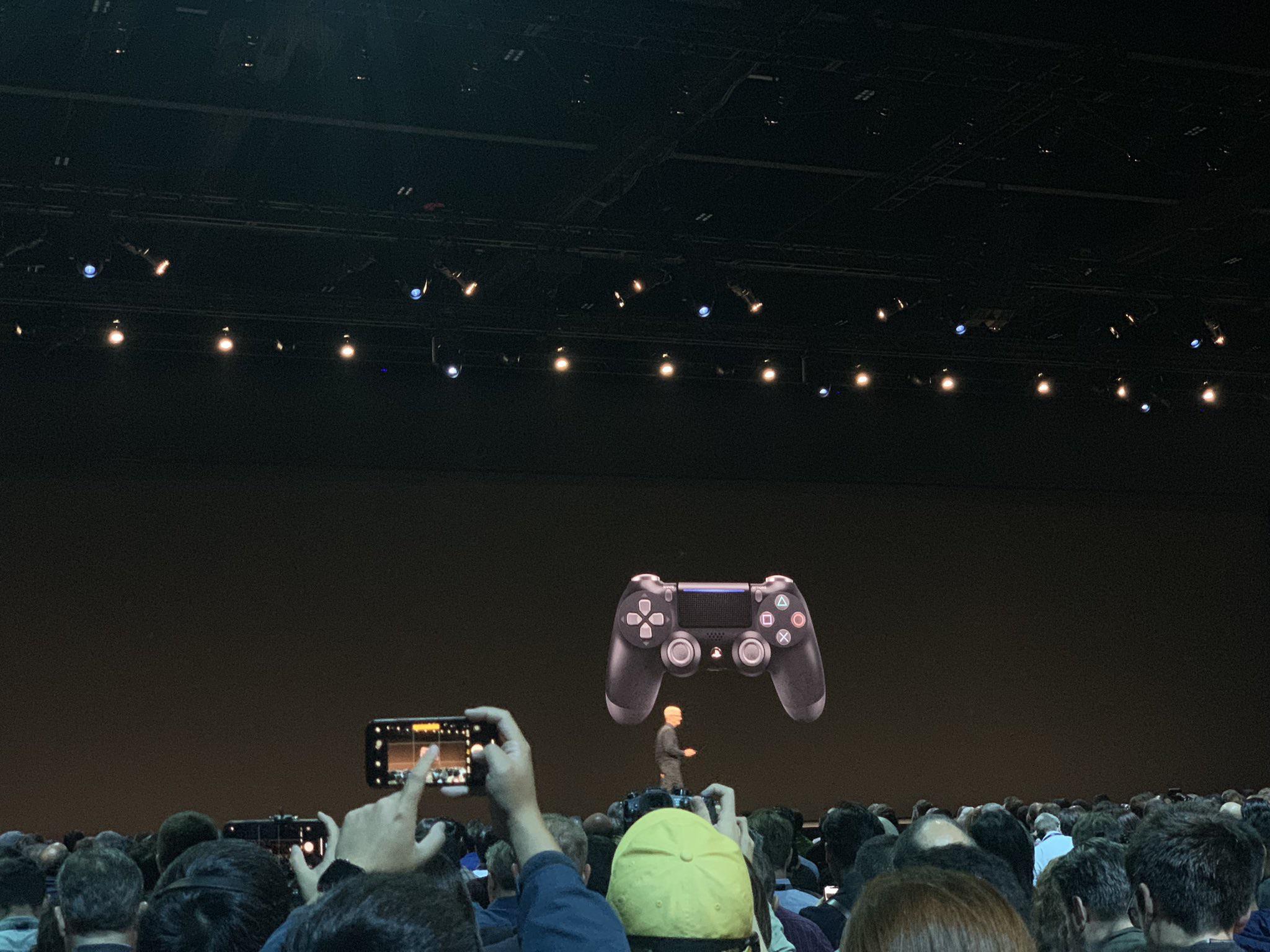 Apple is adding support for Xbox One and Dualshock controllers for tvOS ...