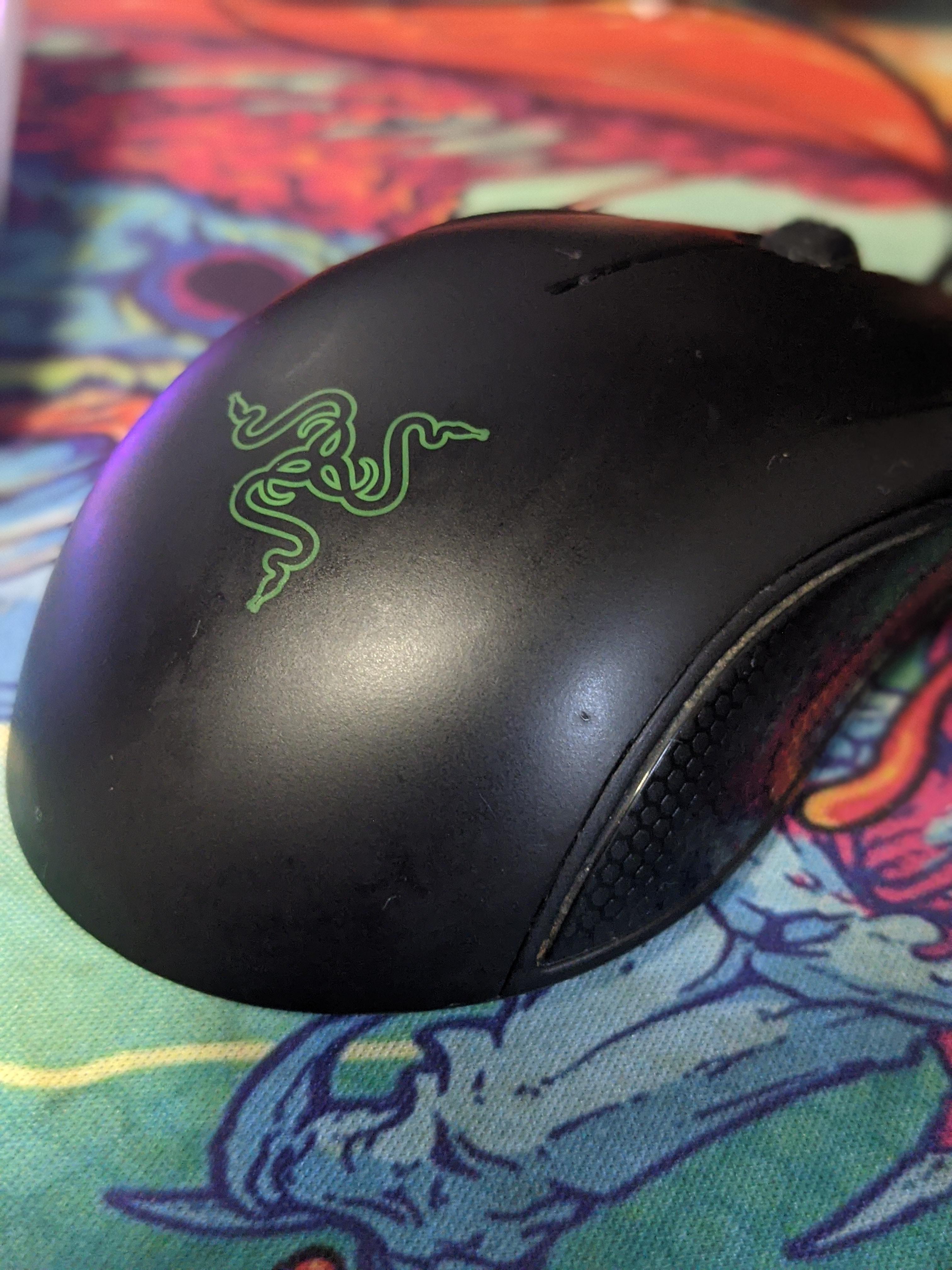 Appreciation post for my 5 year old razer Abyssus. Yes it's dirty, but this has gone through ...