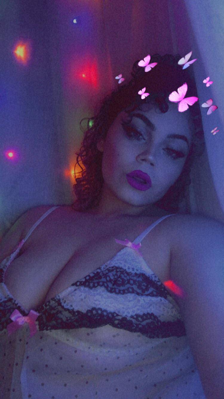 Are goth bimbos accepted here 😩 | Scrolller