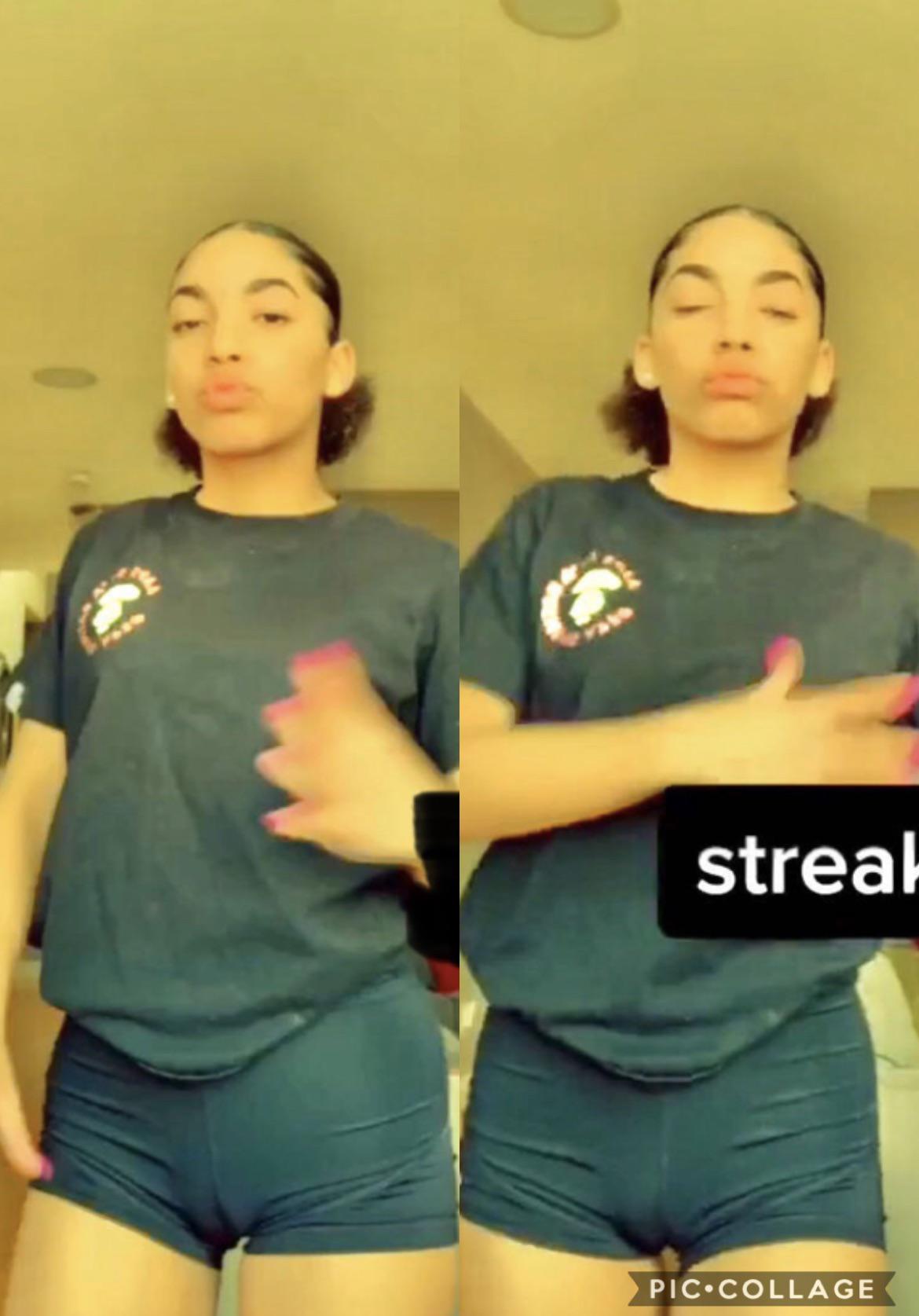 Are these good camel toes ? | Scrolller