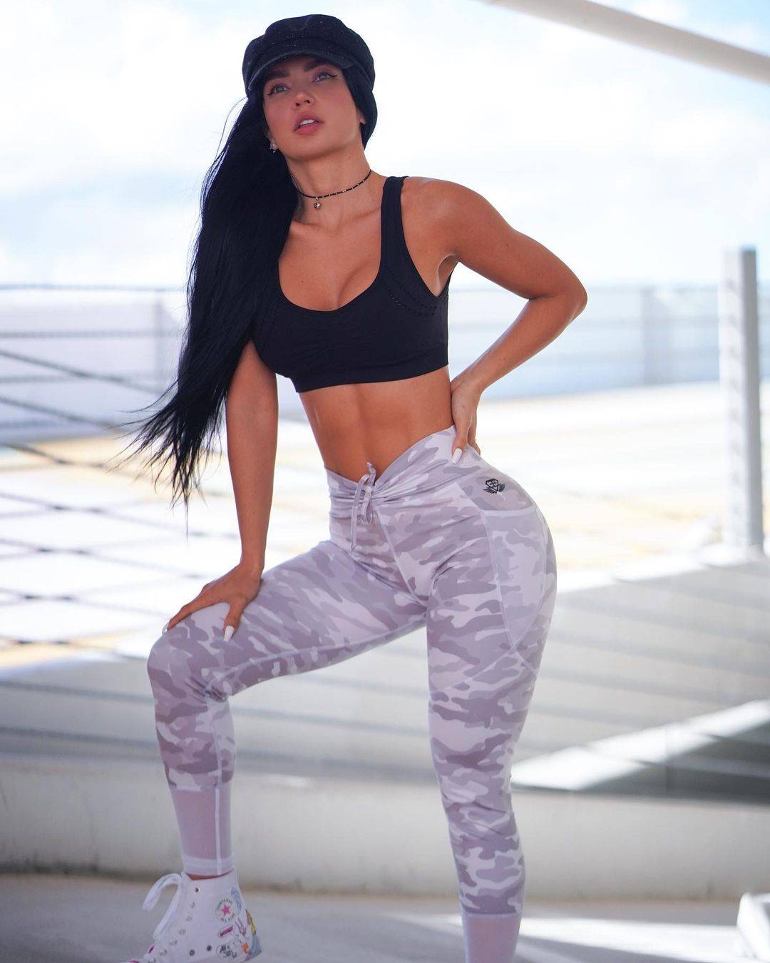 Ariana James (@ariana) | Scrolller