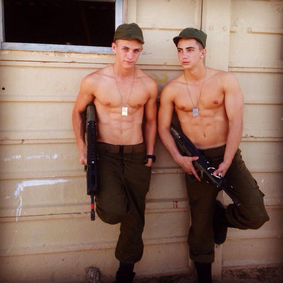 Army boys | Scrolller