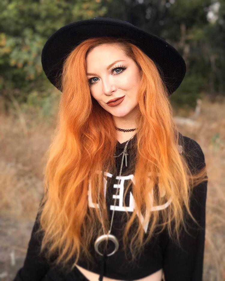 Ashlynne Dae | Scrolller