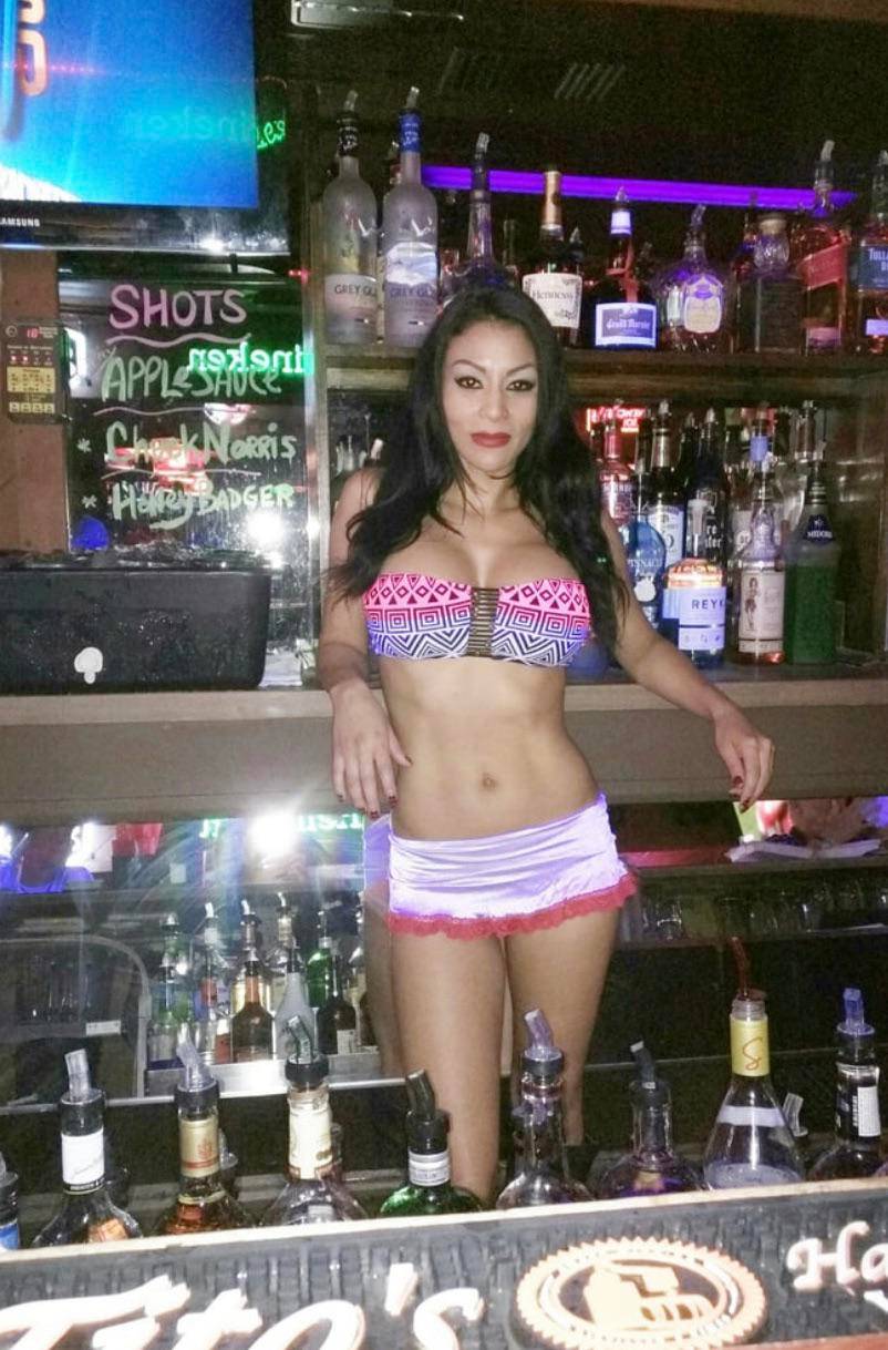 Asian bartender | Scrolller