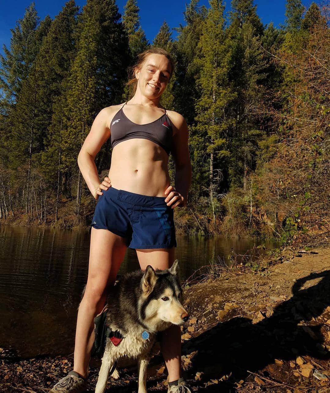 Aspen Ladd | Scrolller