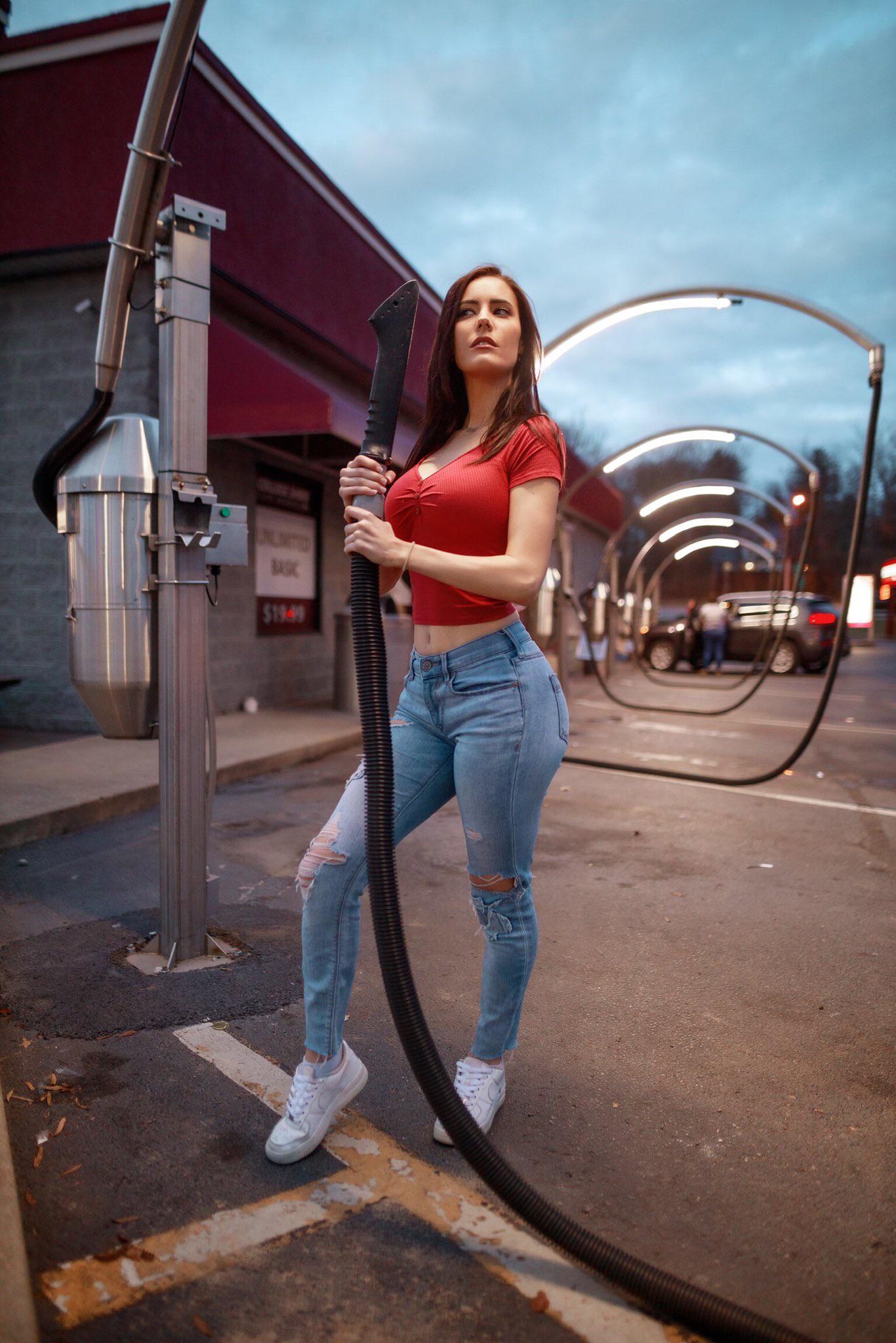 At the car wash | Scrolller