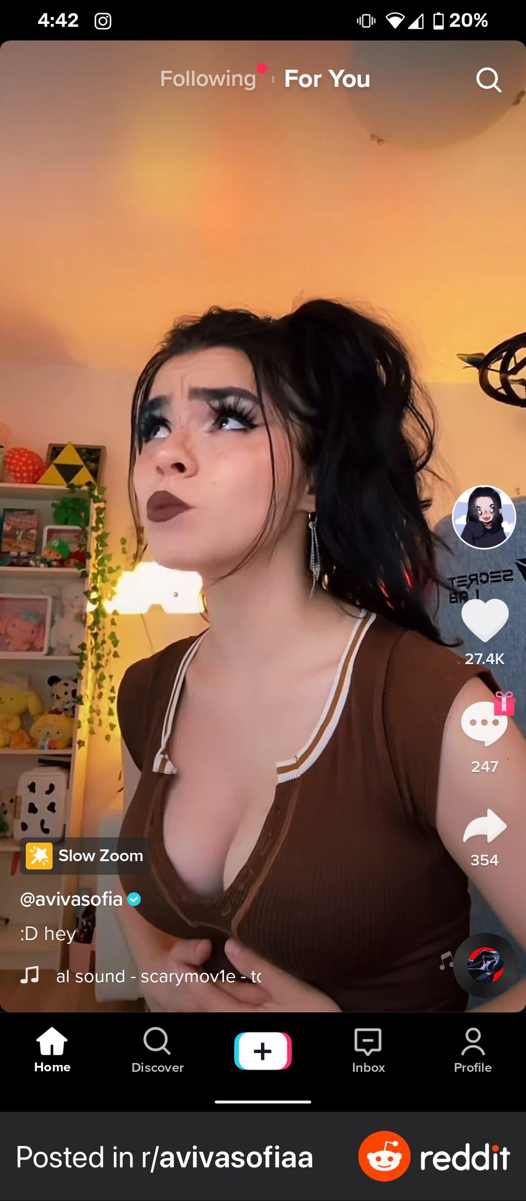 Aviva Sofia is my mommy | Scrolller