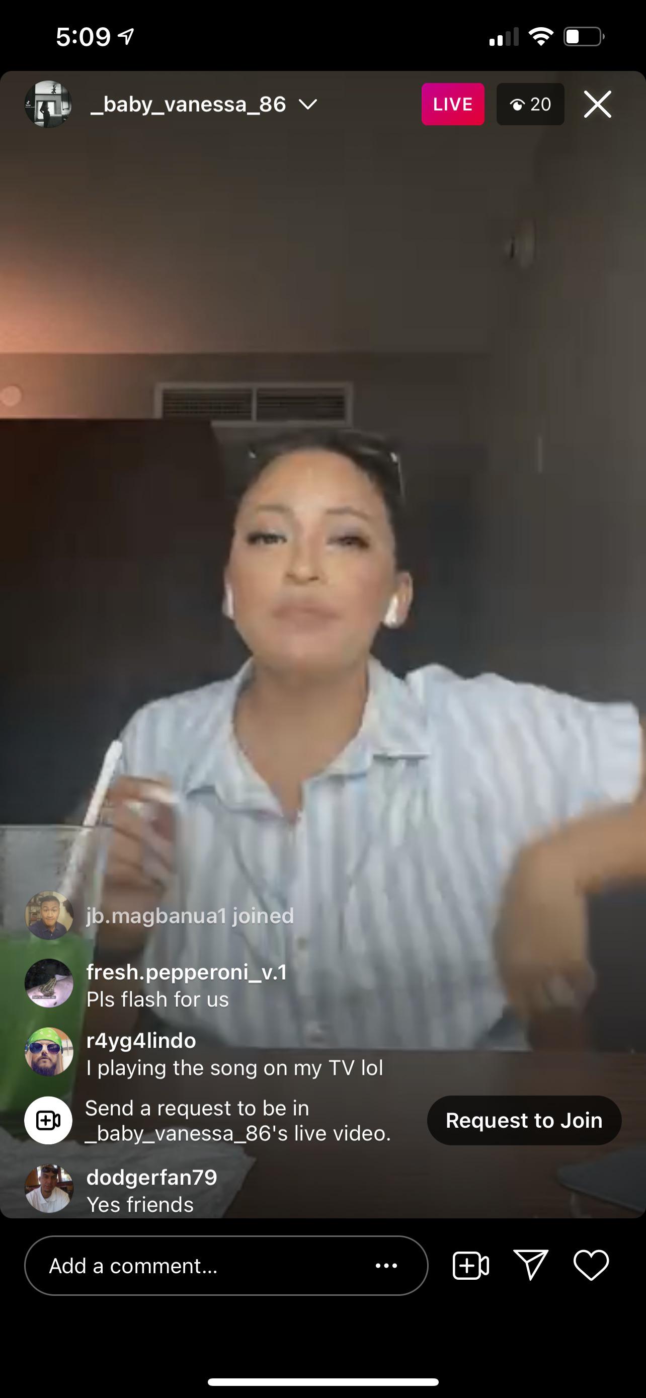 _baby_vanessa_86 (ig) live now | Scrolller