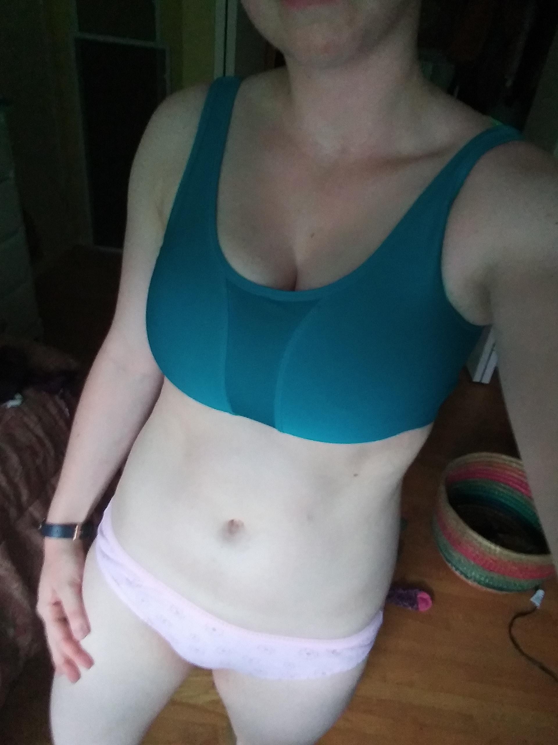 Back to work for me today! Crappy weather here so I slept in instead of going for a bike ride ...