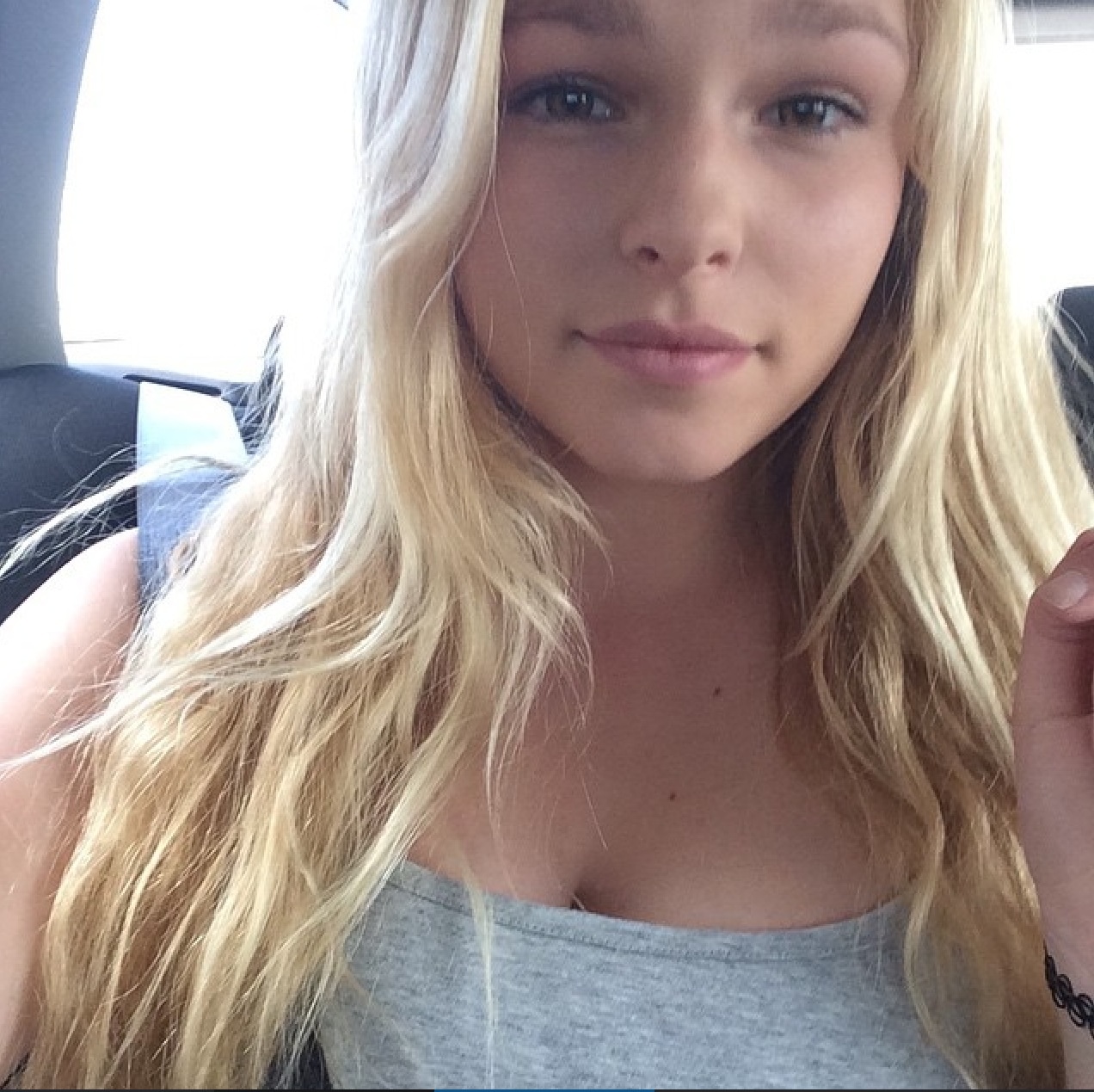 Backseat pic. | Scrolller