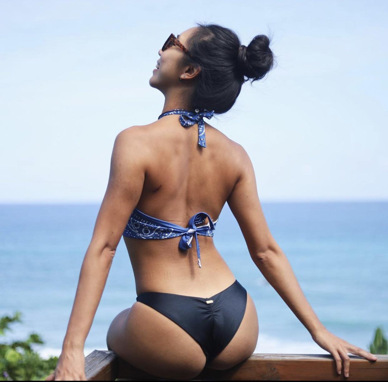 Backshots | Scrolller