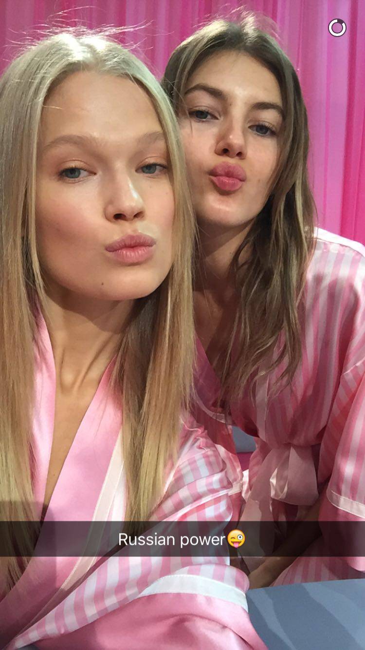Backstage at the VSFS 2015 | Scrolller