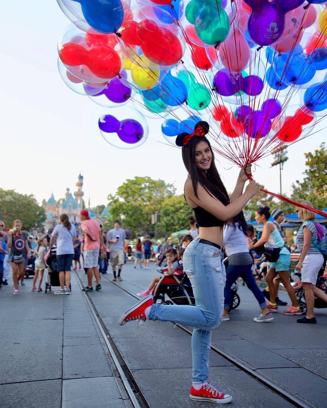 Balloons (and nice butt) | Scrolller