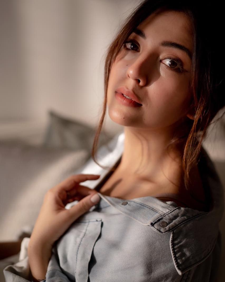 Barkha Singh | Scrolller