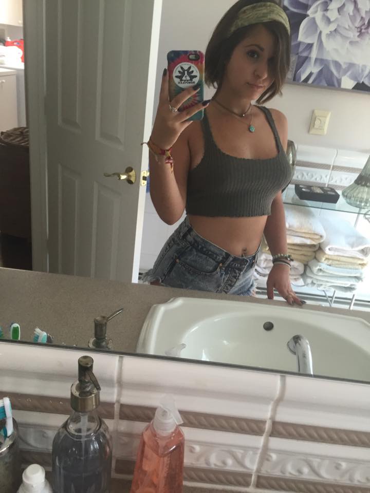 Bathroom Selfie Scrolller