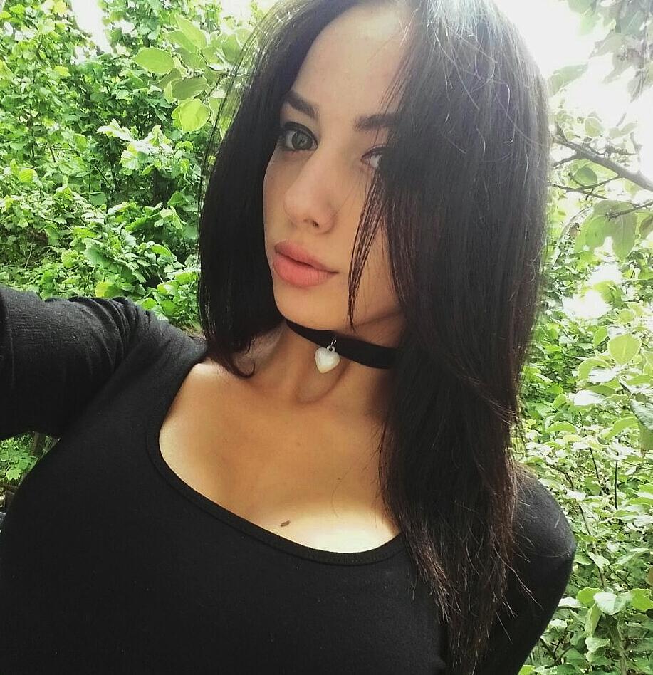 Be rude with me,it sets me on fire | Scrolller