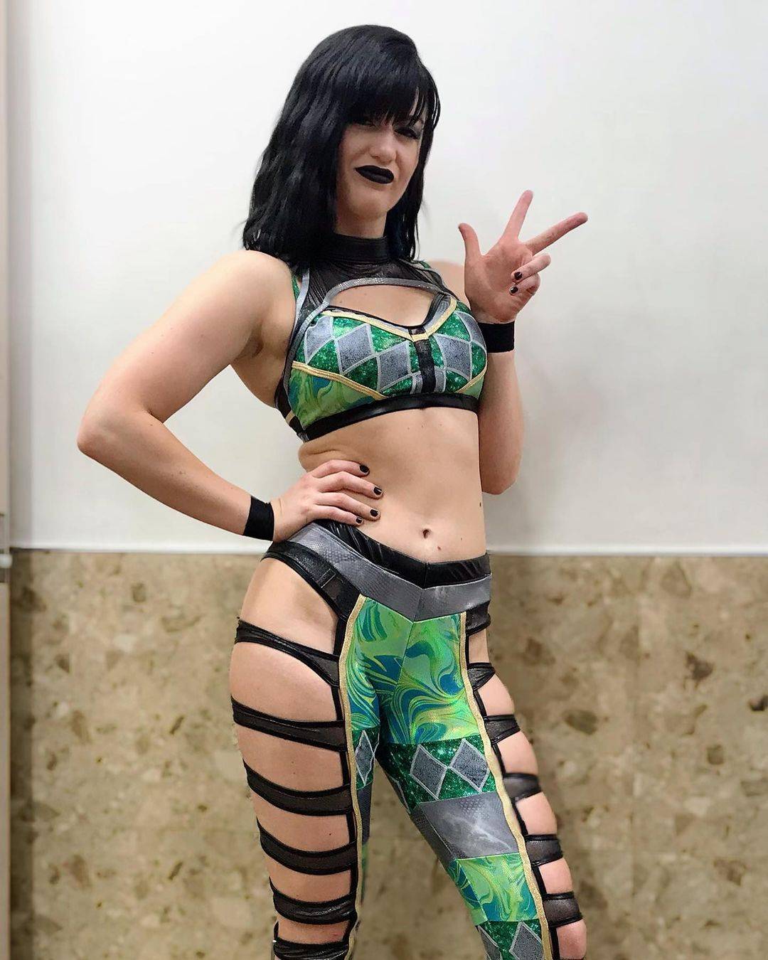 Bea Priestley's new gear is so hot | Scrolller