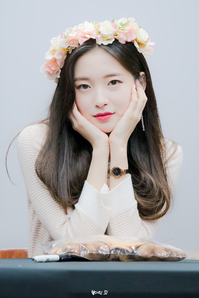 Beautiful Arin | Scrolller