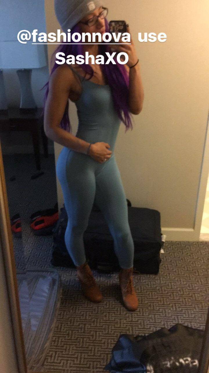 Beautiful curves | Scrolller