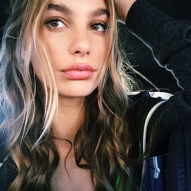 beautiful headshot | Scrolller