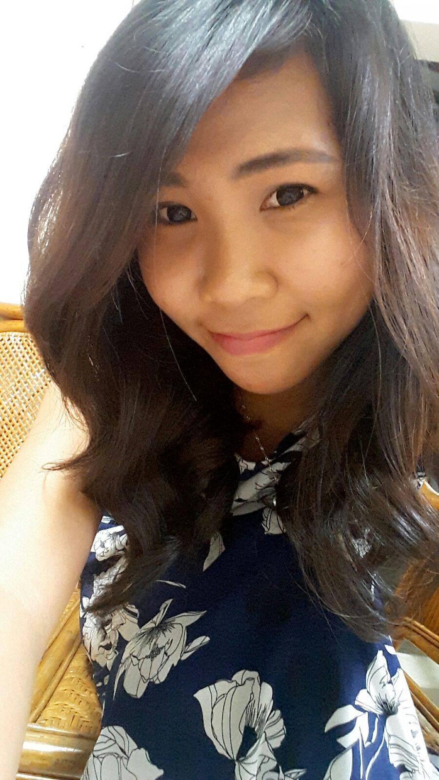 Beautiful Indonesian girl | Scrolller