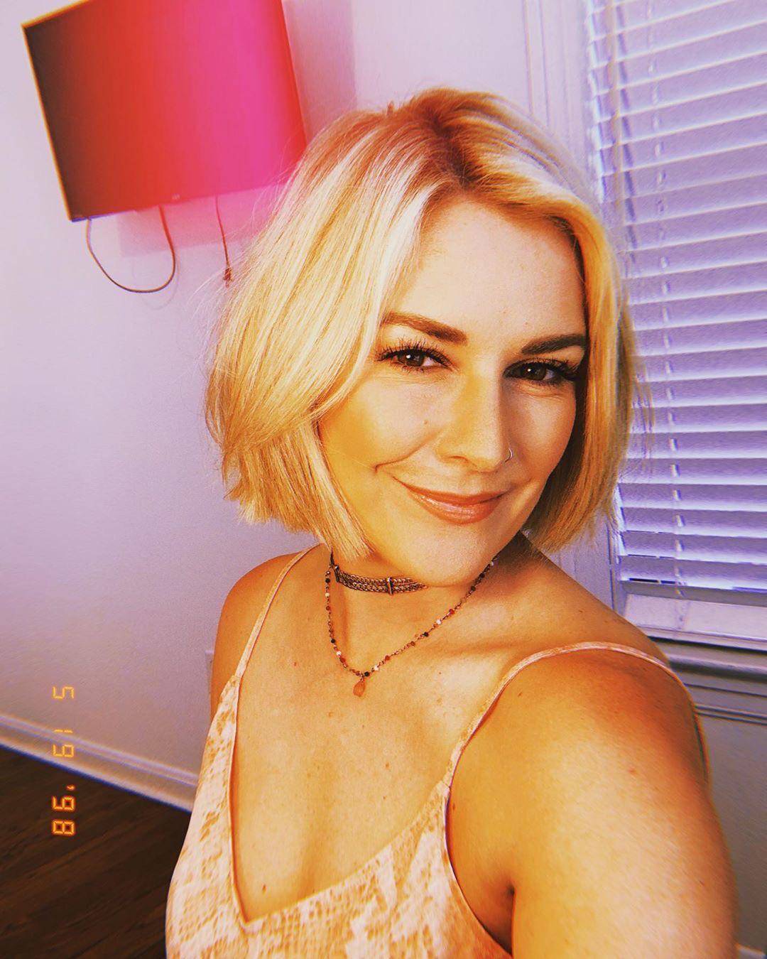 Beautiful Renee | Scrolller