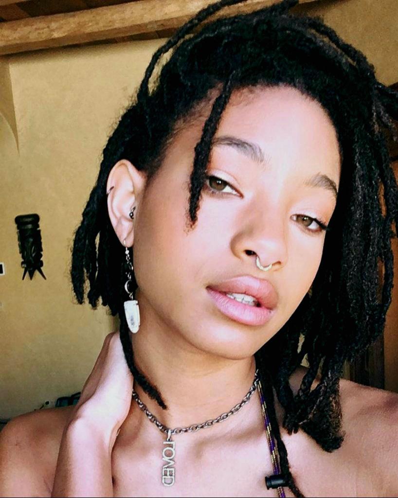 Beautiful Willow | Scrolller