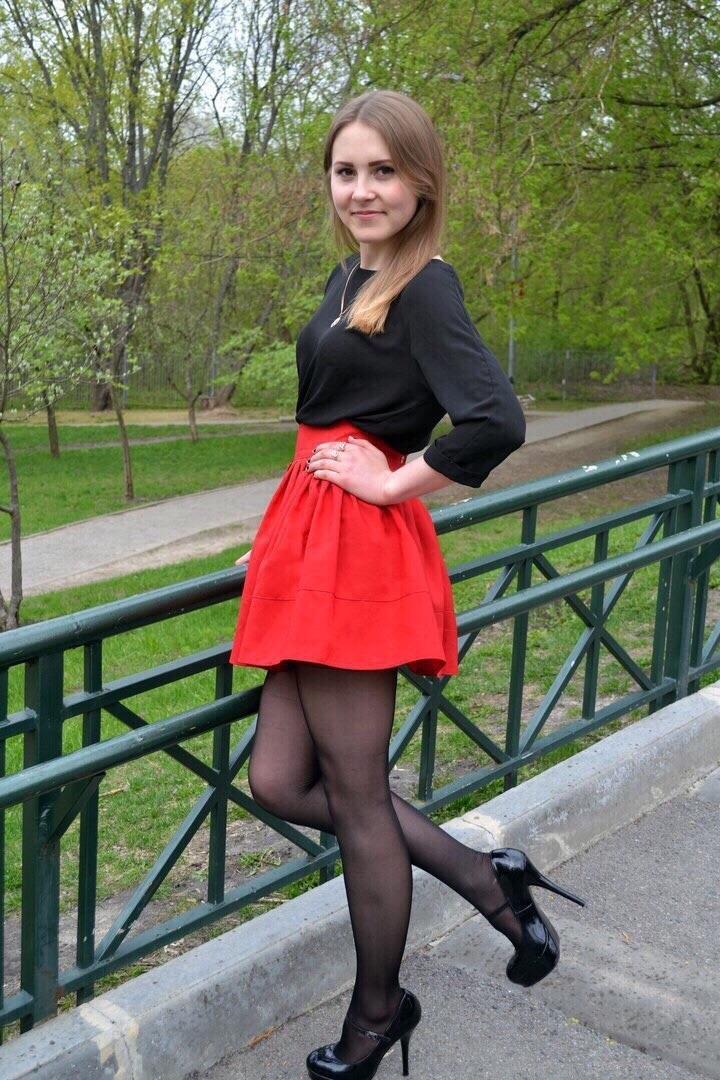 Beautiful woman adding to the lovely scenery | Scrolller