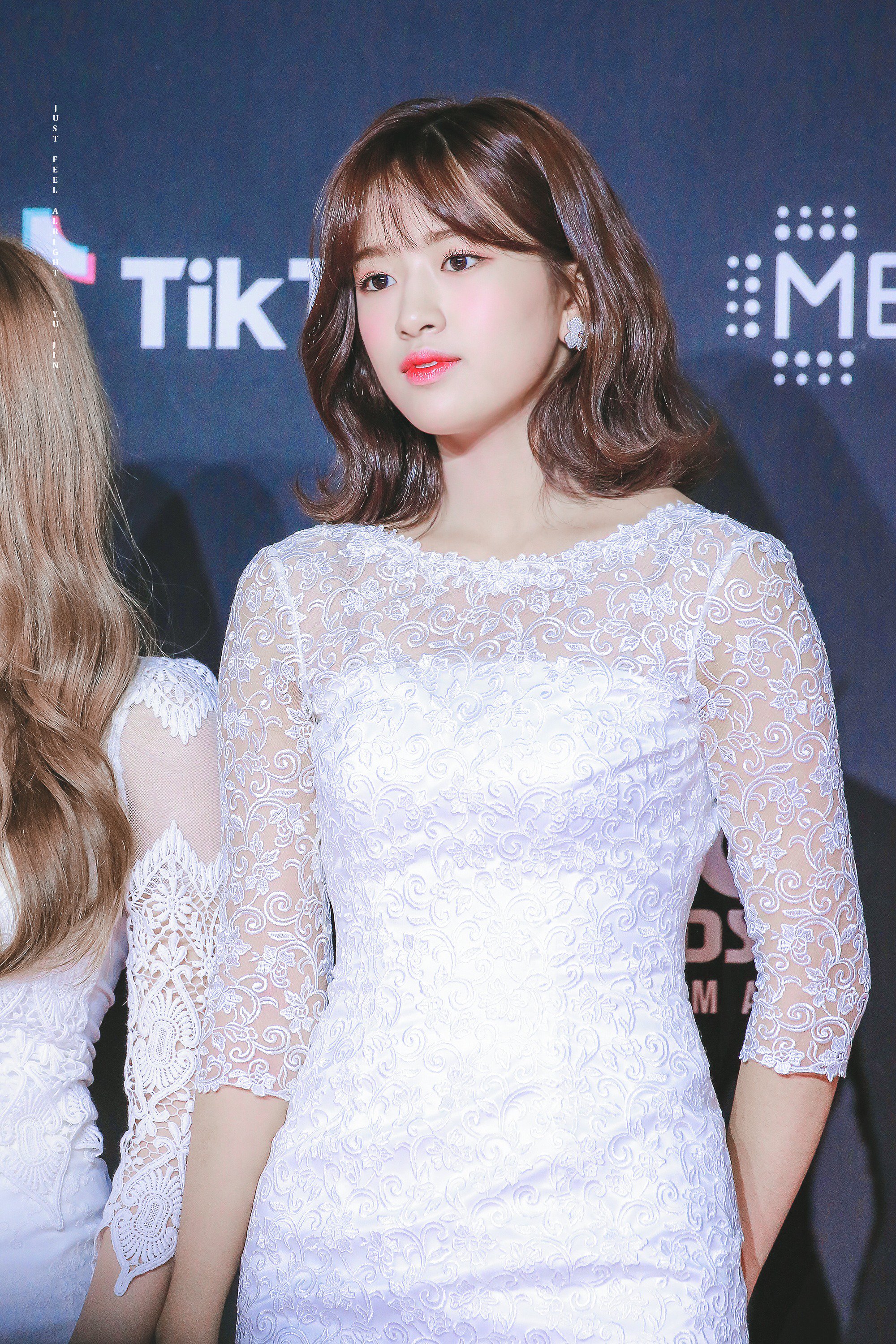 Beautiful Yujin | Scrolller