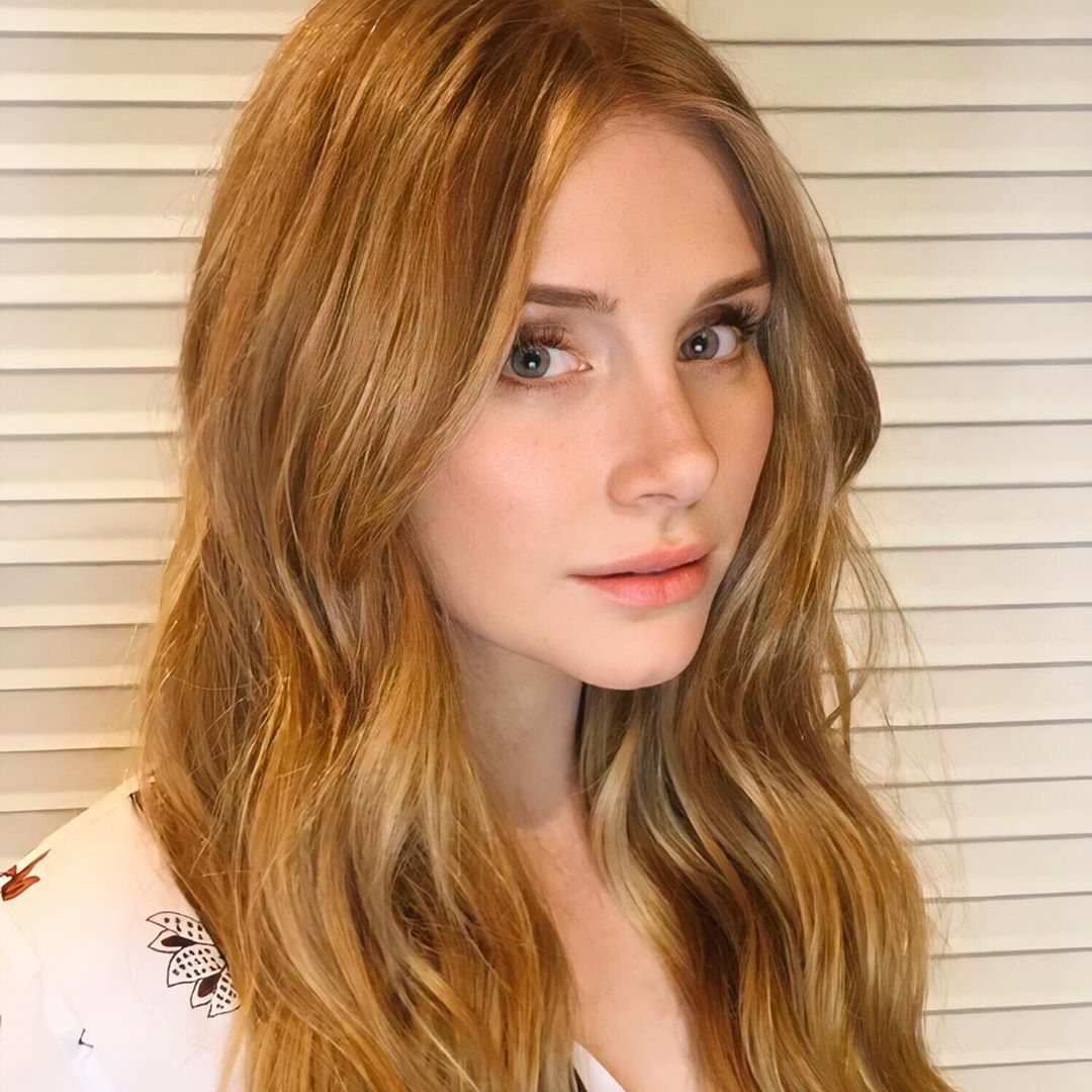 Bryce Dallas Howard's heavy body and gorgeous face are built for long, rough nights | Scrolller