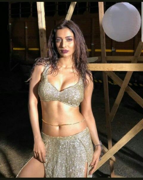 Beauty Of Harem | Scrolller