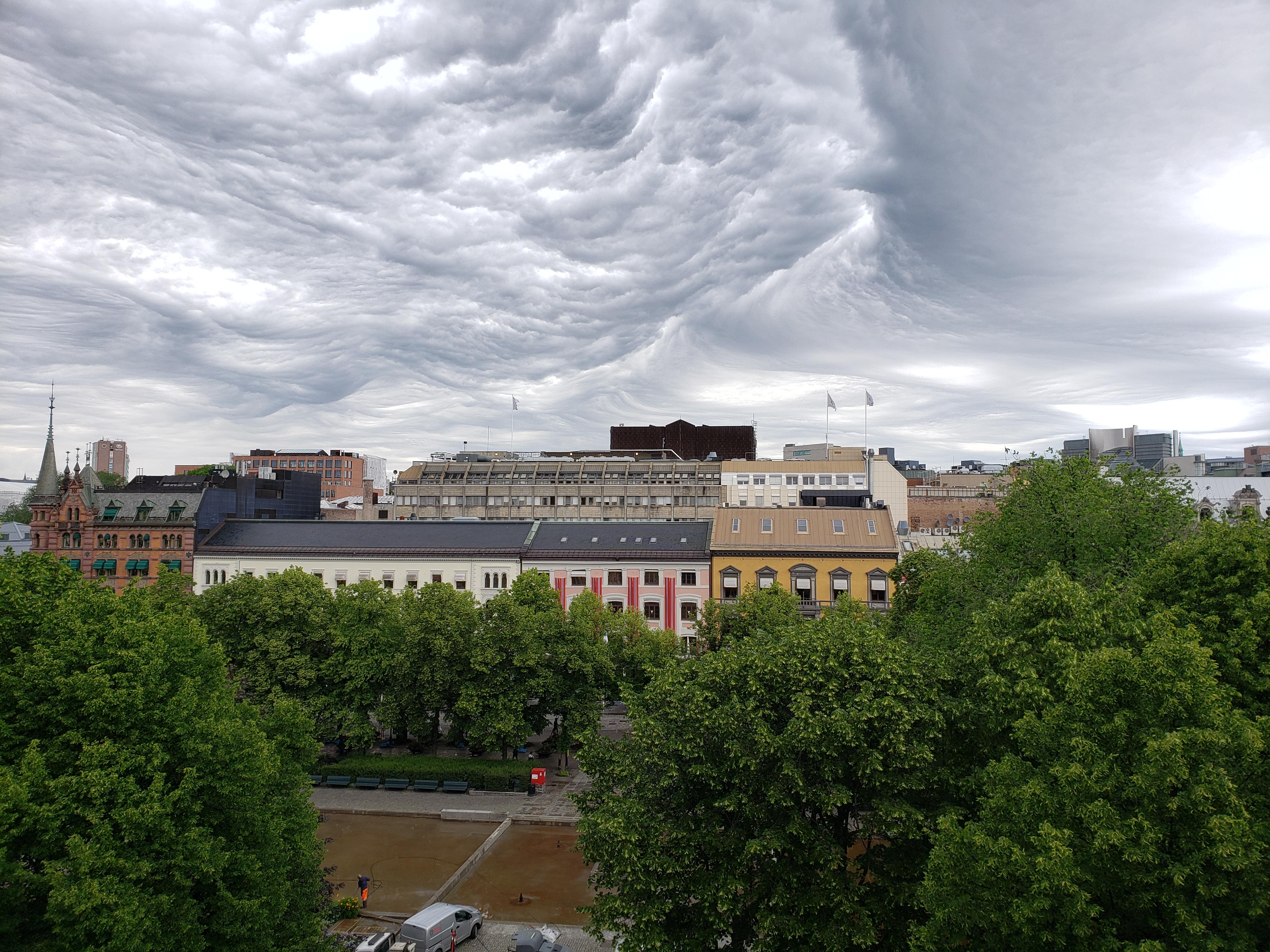 Because everyone is obsessed with today's cloud formations! | Scrolller