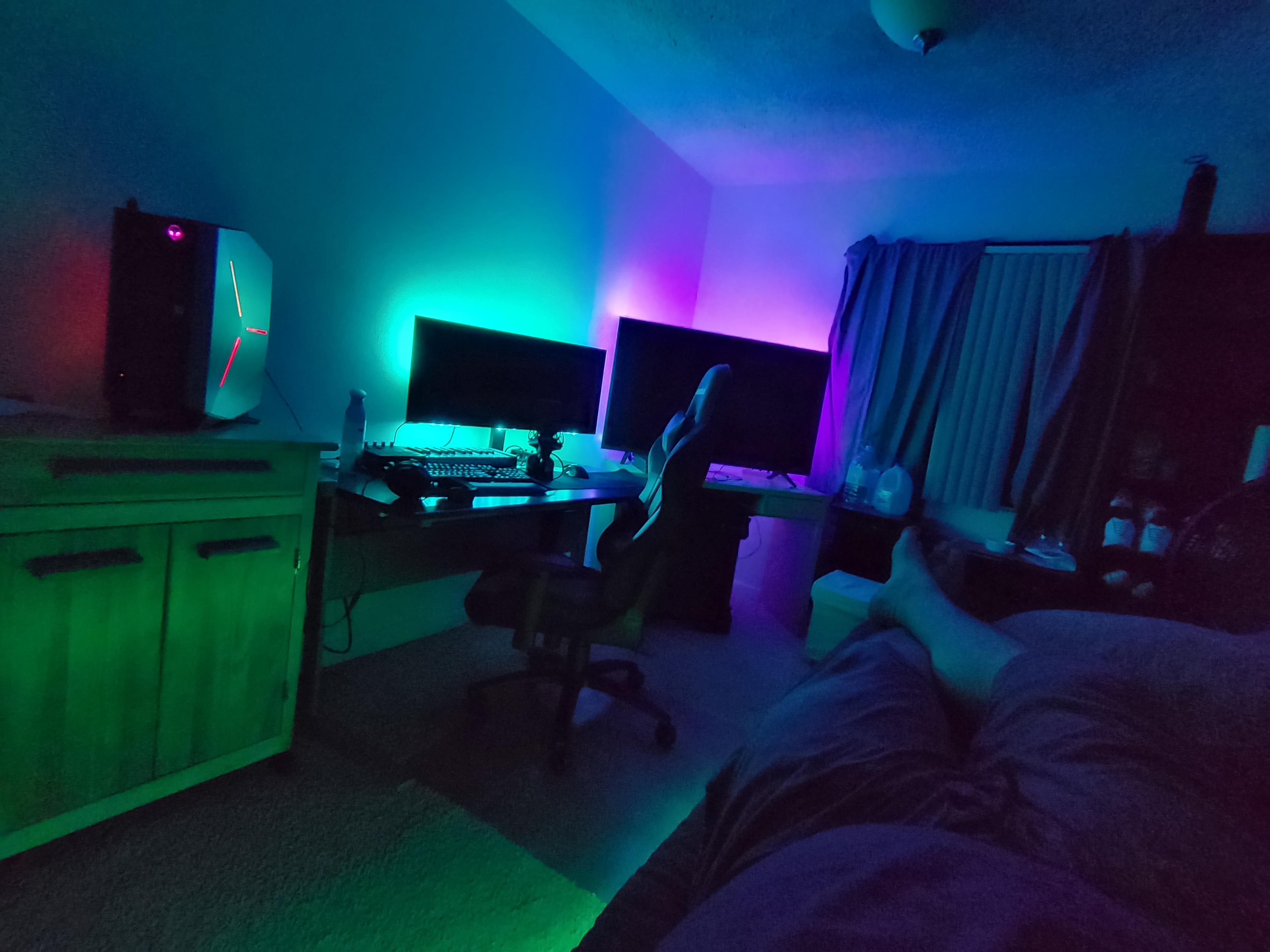 Bed POV | Scrolller