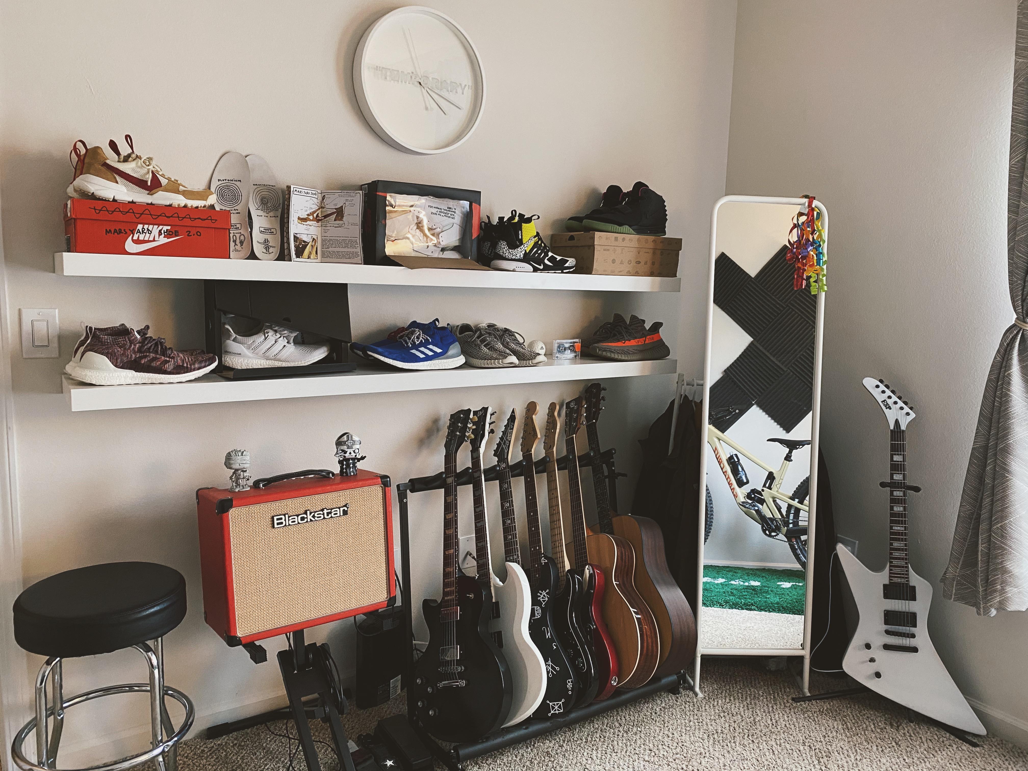 Behold! My Stuff | Scrolller