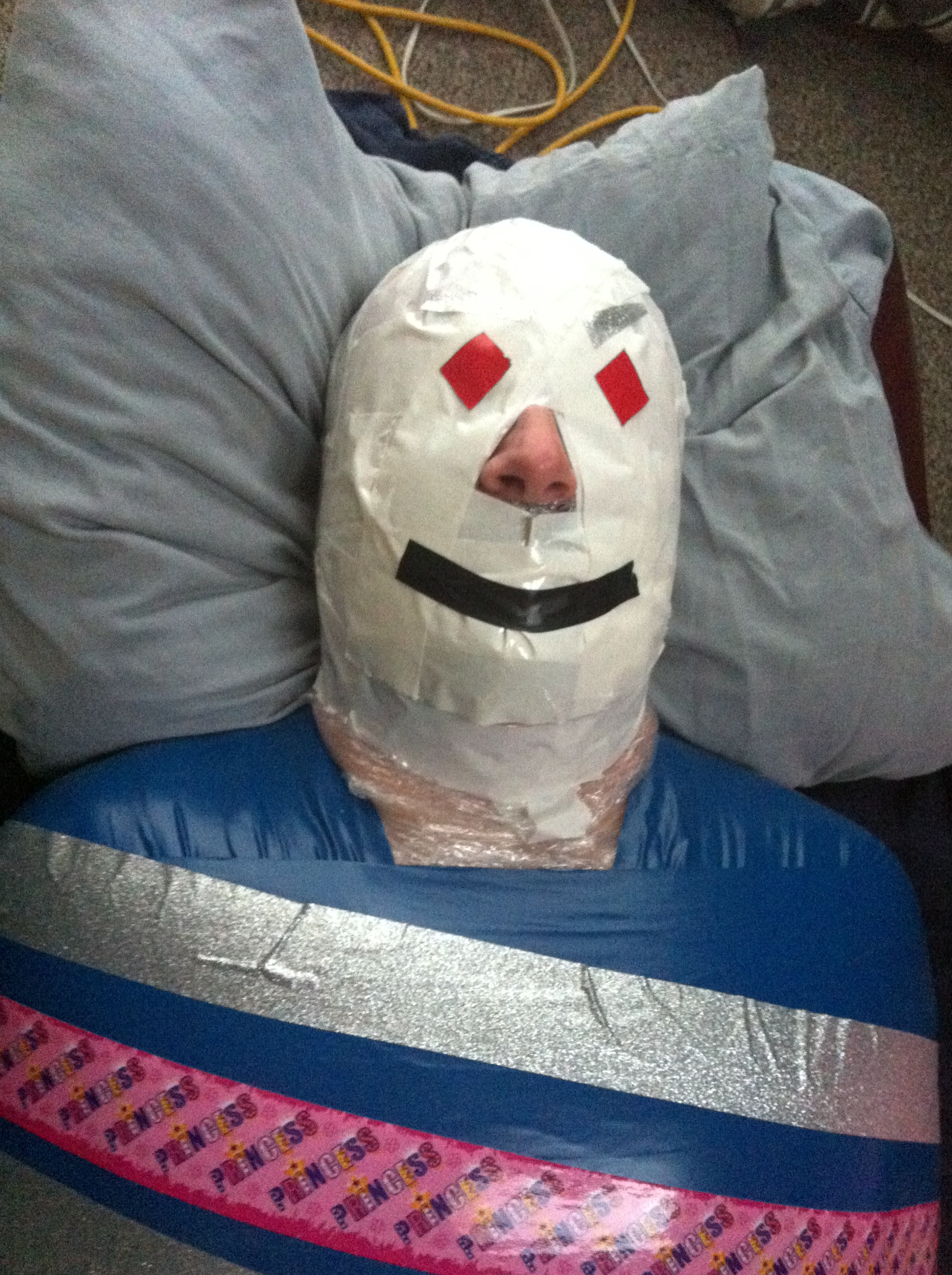 being silly | Scrolller