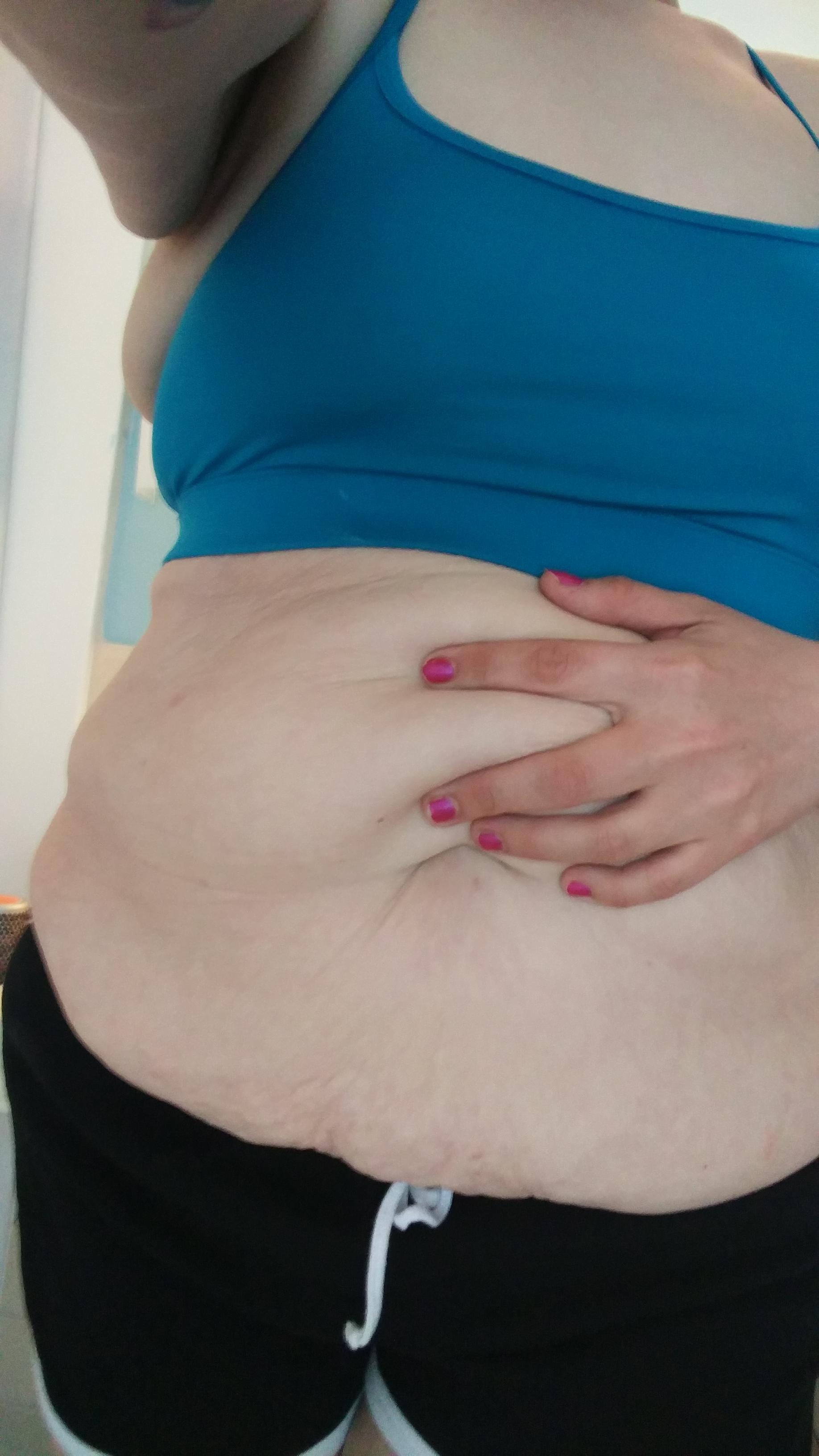 Belly belly belly | Scrolller