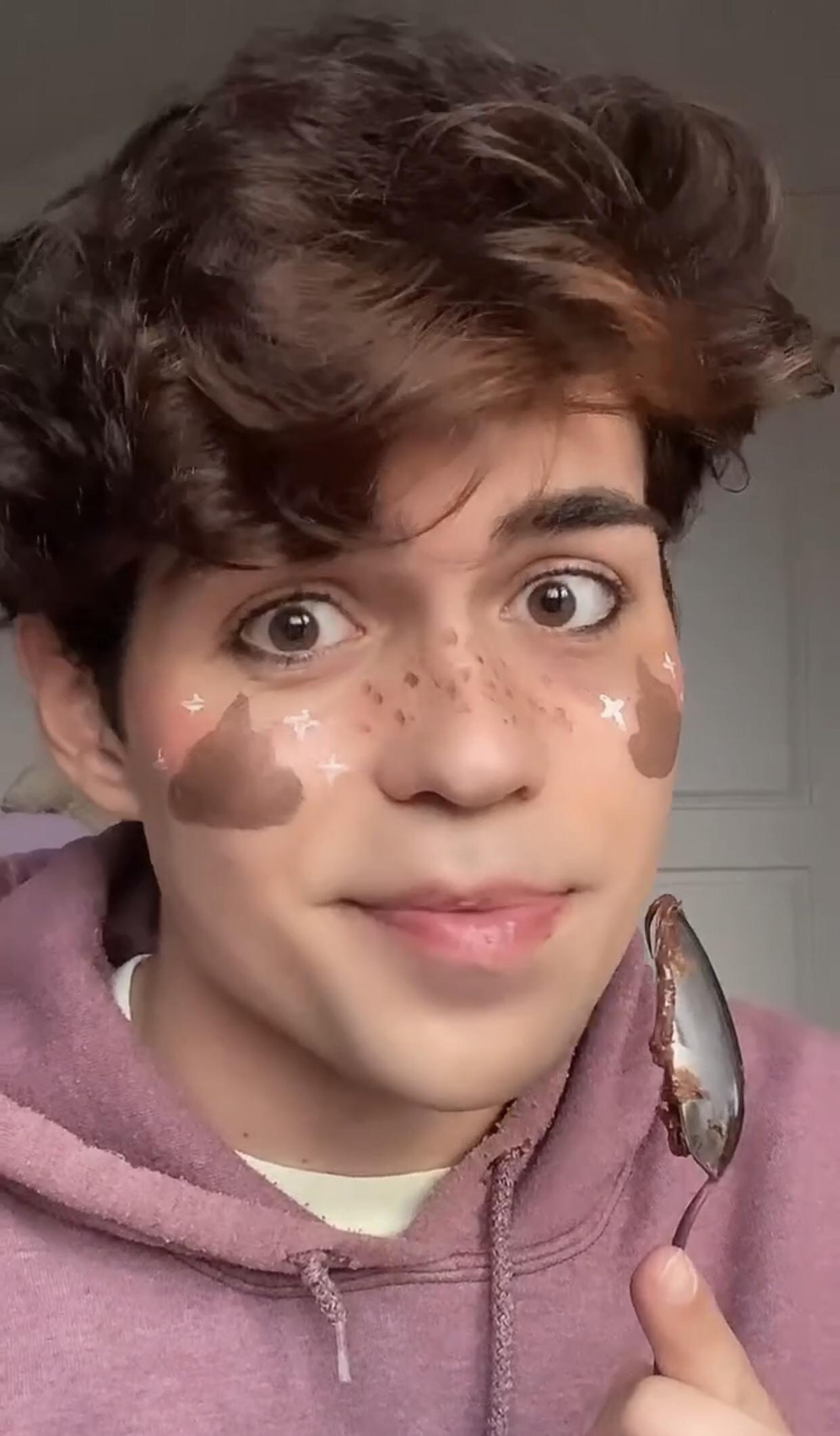 benji poop | Scrolller