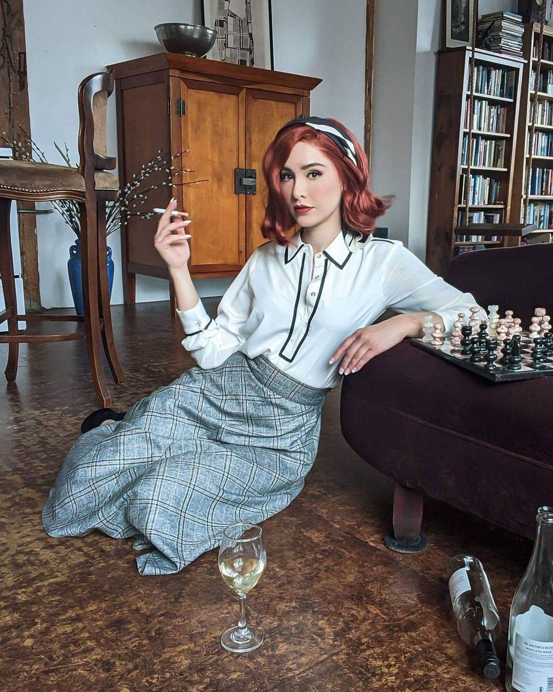 Beth Harmon by Luxlo | Scrolller