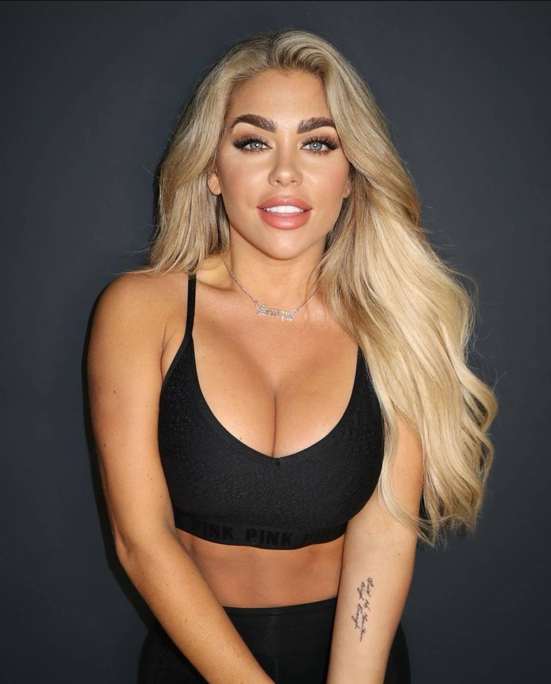 Bianca Gascoigne | Scrolller