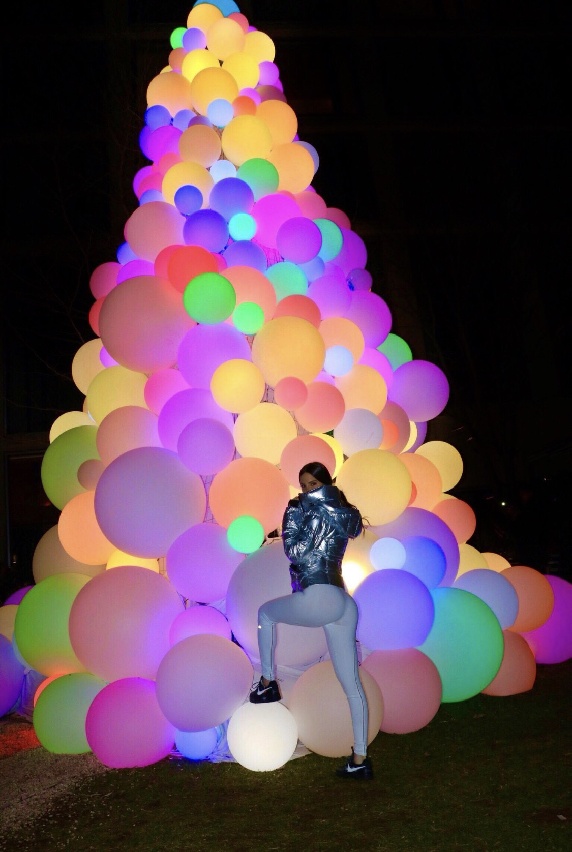 Big balls | Scrolller