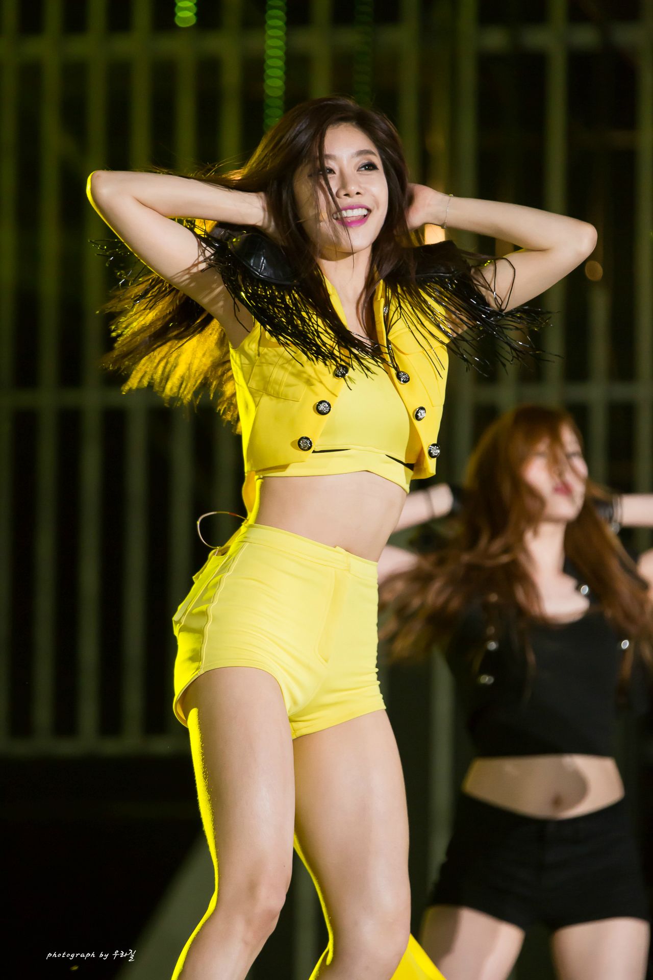 big grin | Scrolller