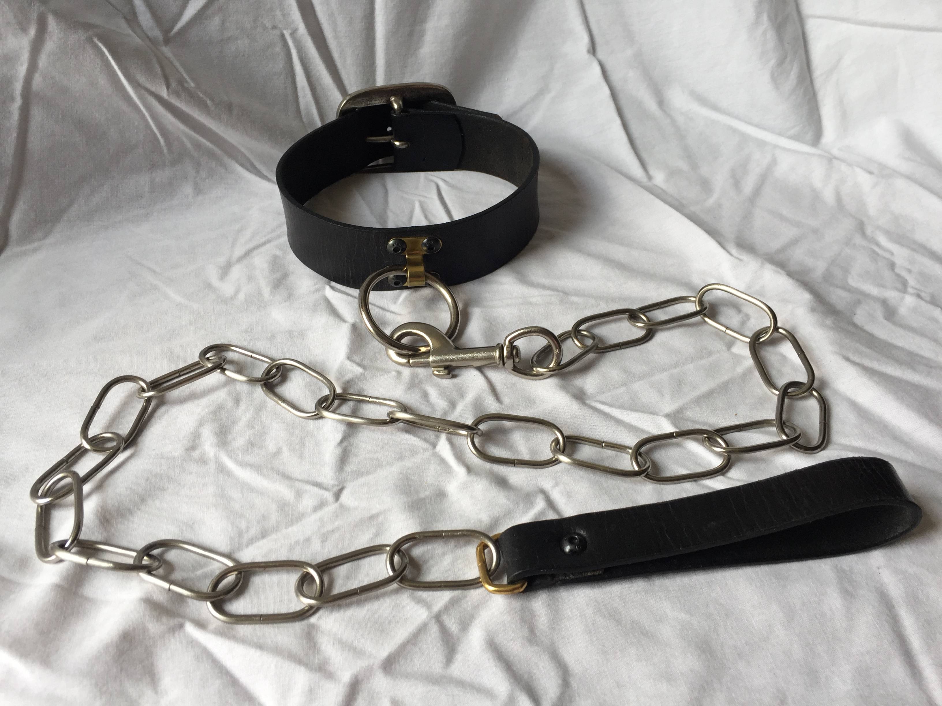 Black and gold matching slave set | Scrolller