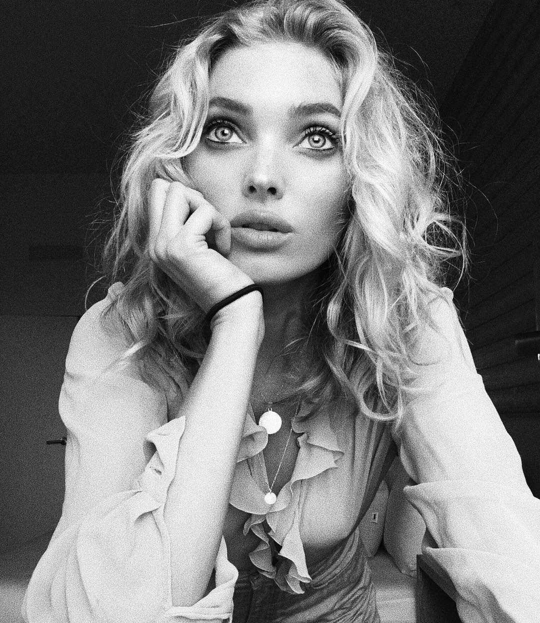 Black and white | Scrolller