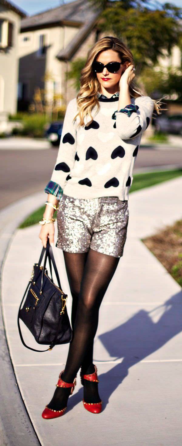 Black and White Hearts | Scrolller