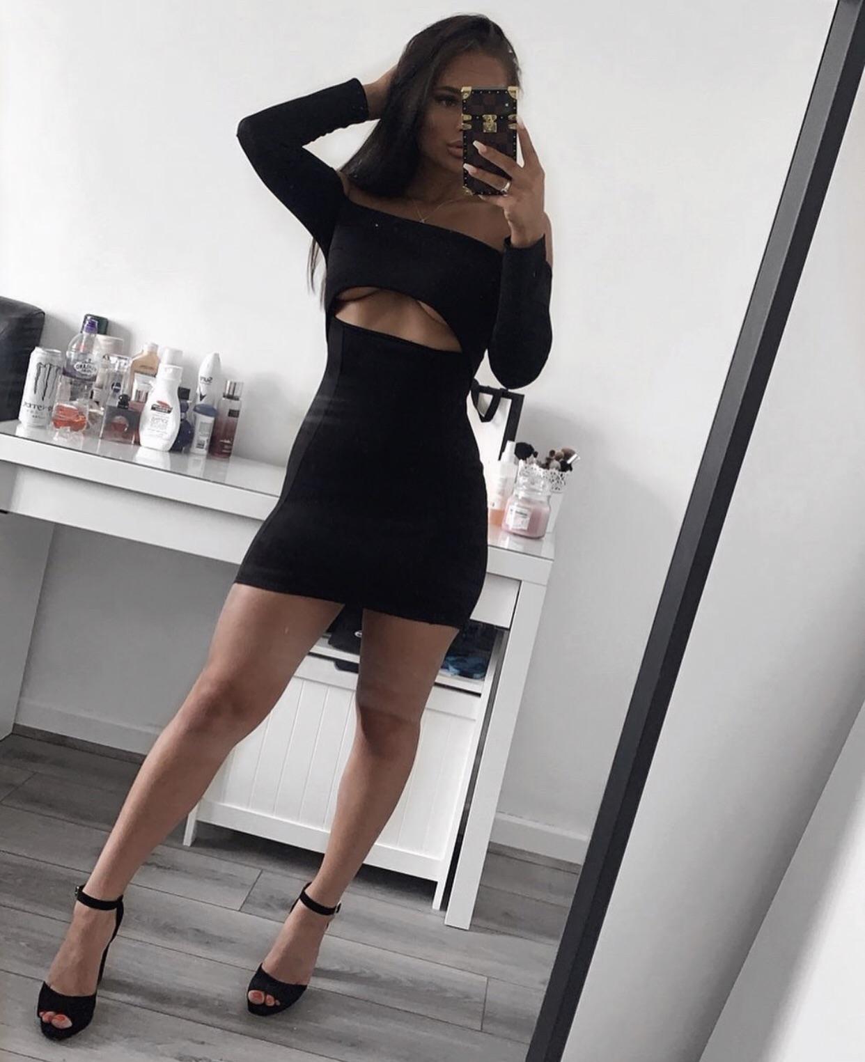 Tight Dress Scrolller