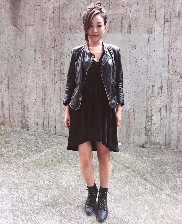 Black Leather Jacket | Scrolller