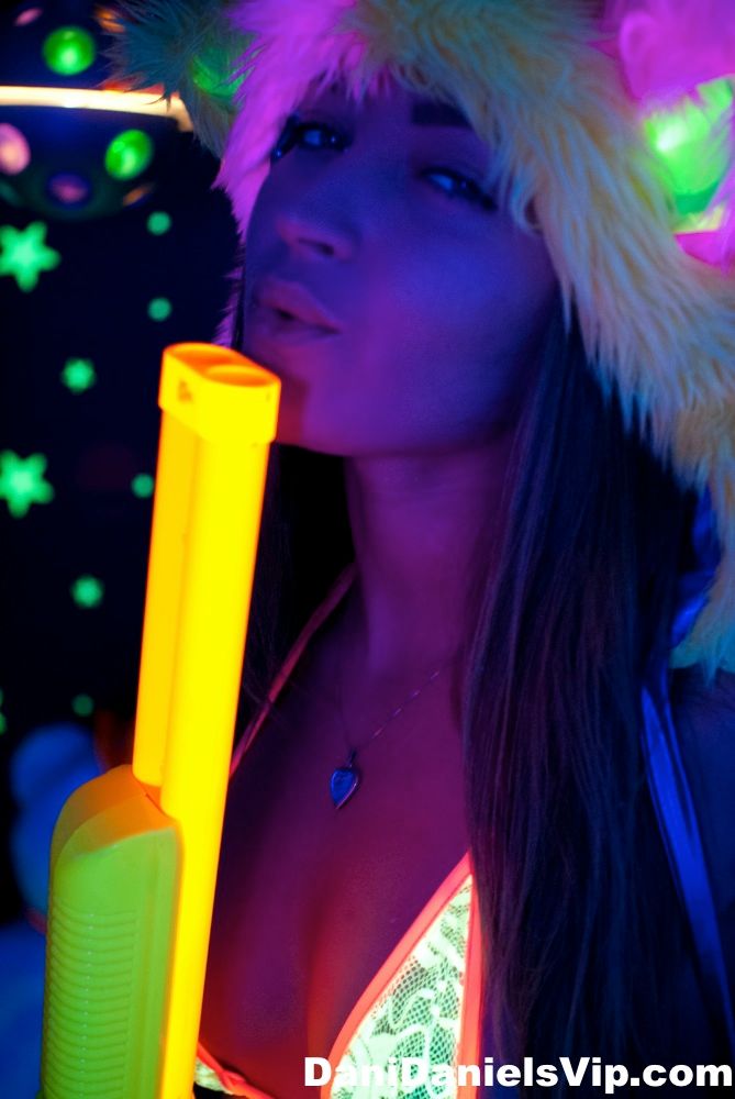 Black light. | Scrolller