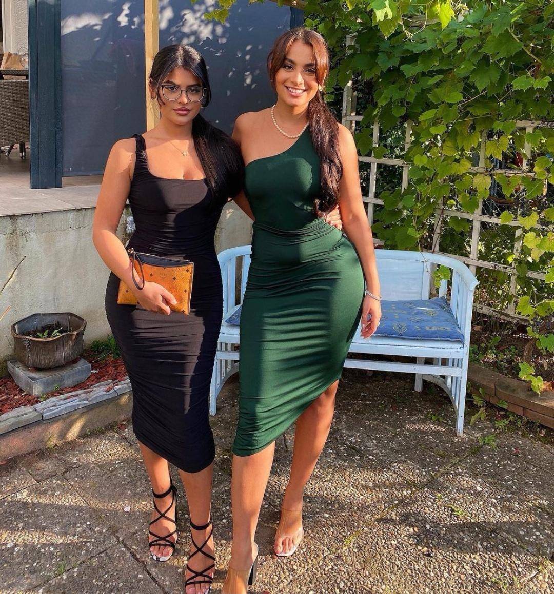 Black or green | Scrolller