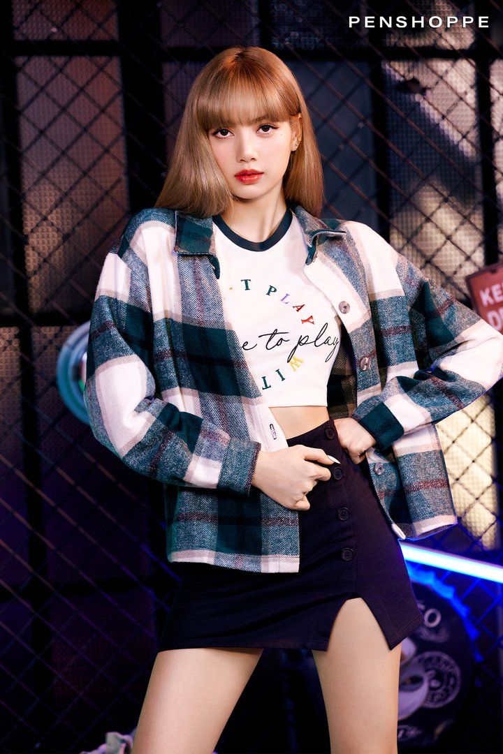 Blackpink - Lisa | Scrolller